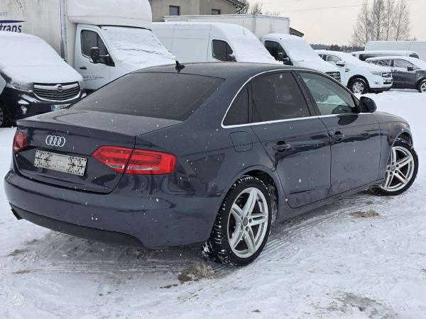 Grey Audi A4 2008 in Taurage, with an engine capacity of 1.97 L and mileage of 330 thousand km for 4600 €, photo 4 on AUTOMOTO.COM.LV