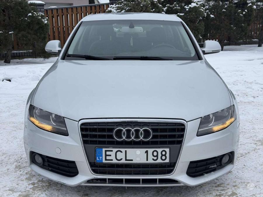Grey Audi A4 2008 in Alytus, with an engine capacity of 1.97 L and mileage of 344 thousand km for 3750 €, photo 4 on AUTOMOTO.COM.LV
