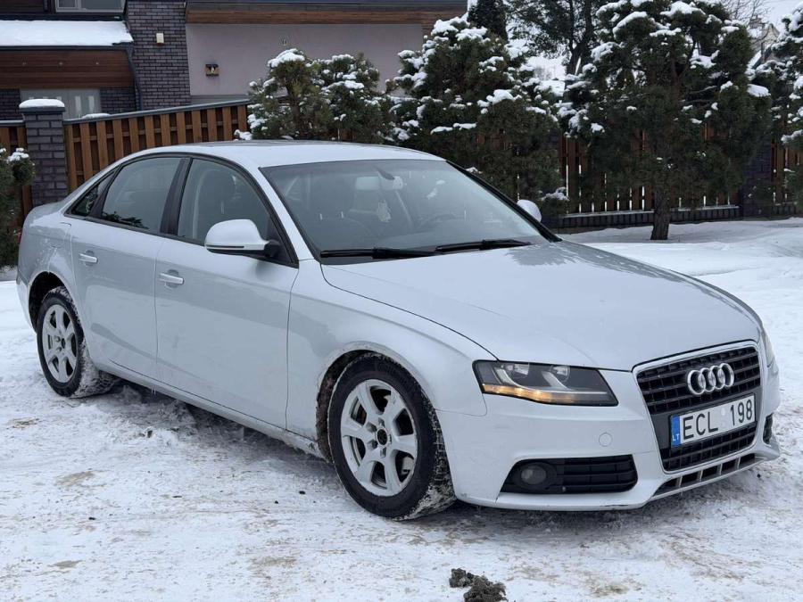 Grey Audi A4 2008 in Alytus, with an engine capacity of 1.97 L and mileage of 344 thousand km for 3750 €, photo 8 on AUTOMOTO.COM.LV