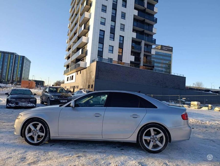 Grey Audi A4 2008 in Vilnius, with an engine capacity of 2.70 L and mileage of 329 thousand km for 4560 €, photo 8 on AUTOMOTO.COM.LV