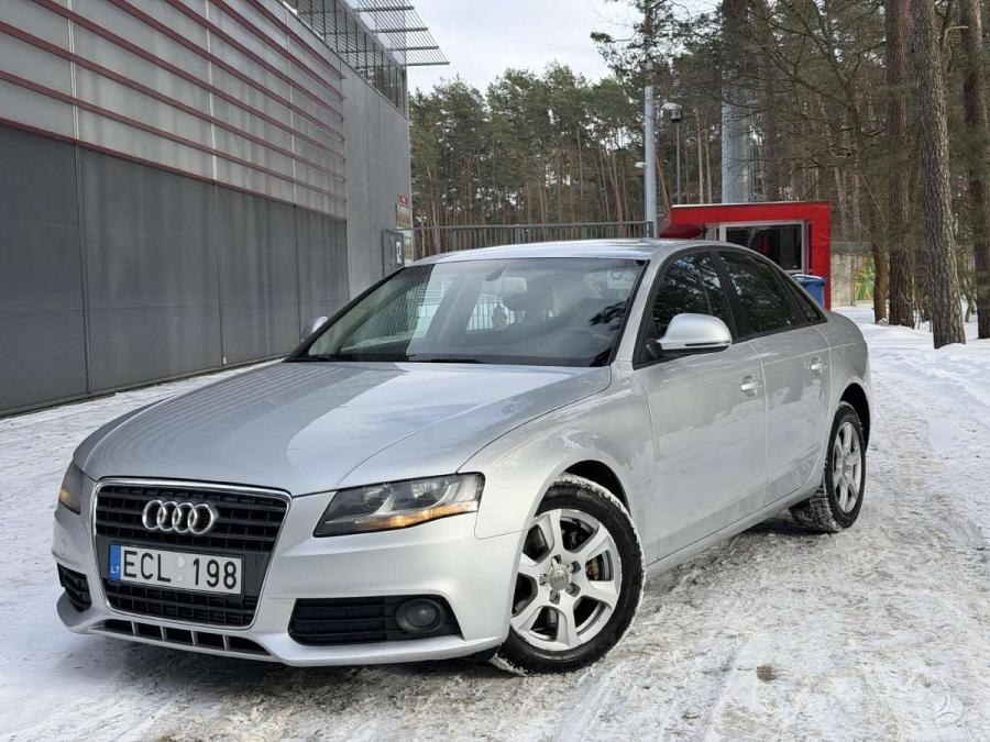 Pelēks Audi A4 2008 Alīta, ar dzinēja tilpumu 1.97 L un nobraukumu 344 tūkst. km par 4650 €, foto 1 vietnē AUTOMOTO.COM.LV