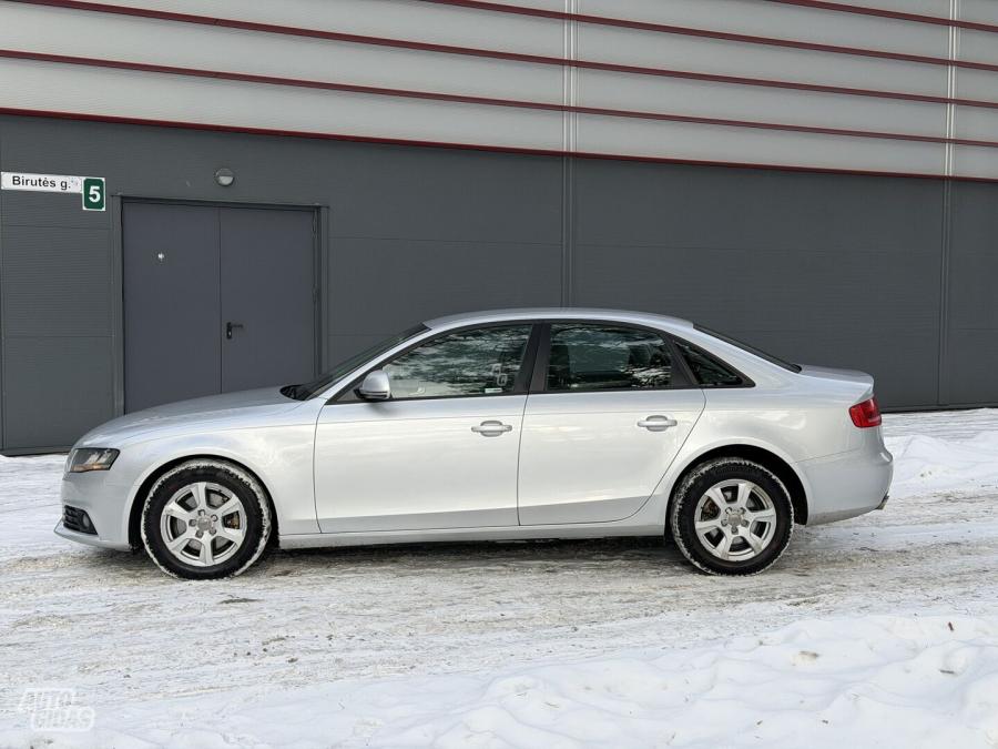 Pelēks Audi A4 2008 Alīta, ar dzinēja tilpumu 2.00 L un nobraukumu 344 tūkst. km par 4650 €, foto 3 vietnē AUTOMOTO.COM.LV