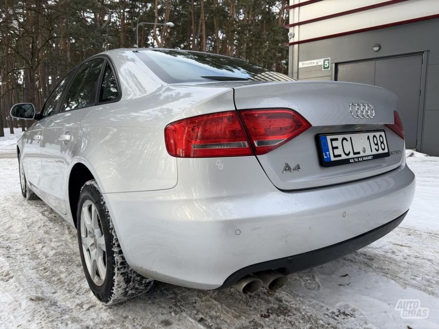 Pelēks Audi A4 2008 Alīta, ar dzinēja tilpumu 2.00 L un nobraukumu 344 tūkst. km par 4650 €, foto 6 vietnē AUTOMOTO.COM.LV