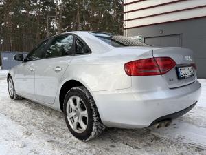 Pelēks Audi A4 2008 Alīta, ar dzinēja tilpumu 2.00 L un nobraukumu 344 tūkst. km par 4650 €, foto 7 vietnē AUTOMOTO.COM.LV