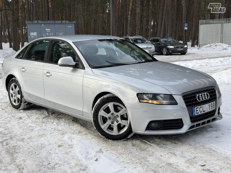 Pelēks Audi A4 2008 Alīta, ar dzinēja tilpumu 2.00 L un nobraukumu 344 tūkst. km par 4650 €, foto 8 vietnē AUTOMOTO.COM.LV