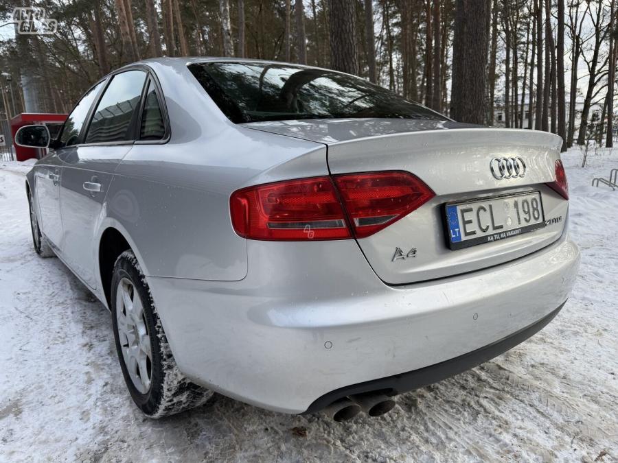 Pelēks Audi A4 2008 Alīta, ar dzinēja tilpumu 2.00 L un nobraukumu 344 tūkst. km par 4650 €, foto 15 vietnē AUTOMOTO.COM.LV