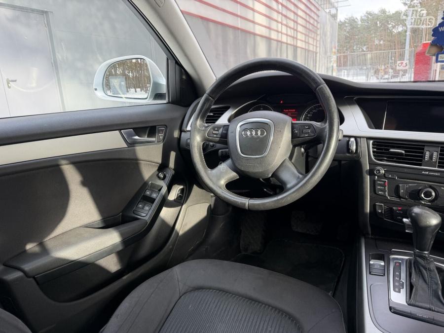 Pelēks Audi A4 2008 Alīta, ar dzinēja tilpumu 2.00 L un nobraukumu 344 tūkst. km par 4650 €, foto 22 vietnē AUTOMOTO.COM.LV