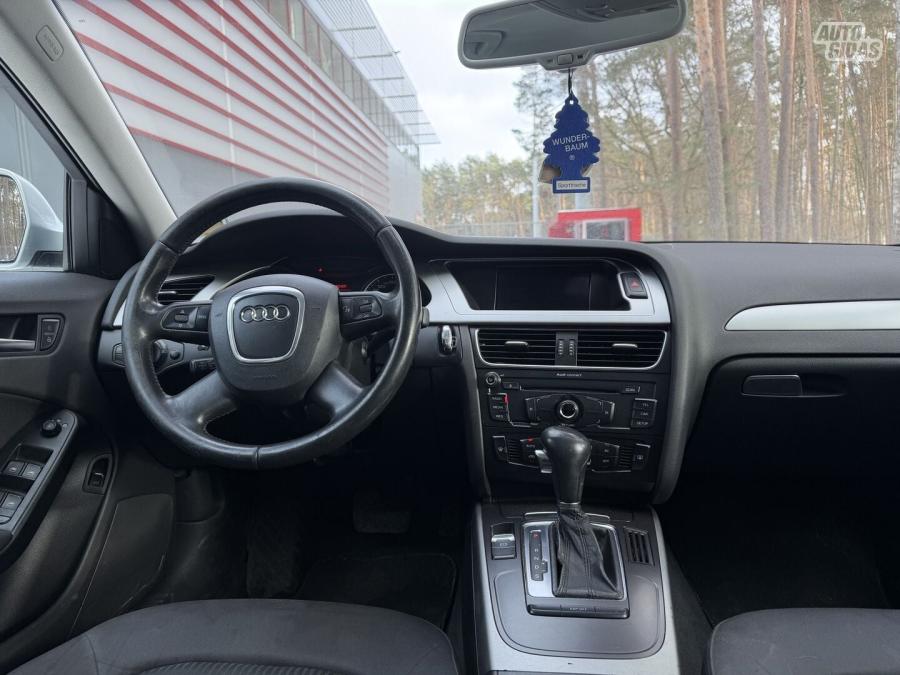 Pelēks Audi A4 2008 Alīta, ar dzinēja tilpumu 2.00 L un nobraukumu 344 tūkst. km par 4650 €, foto 23 vietnē AUTOMOTO.COM.LV