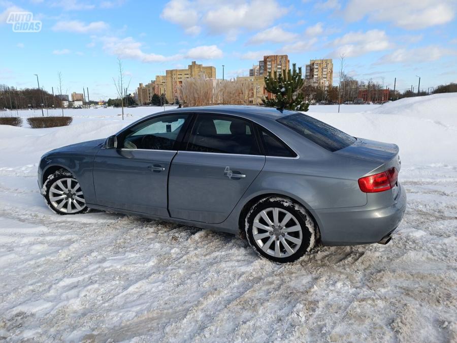 Pelēks Audi A4 2008 Kauņa, ar dzinēja tilpumu 2.70 L un nobraukumu 341 tūkst. km par 3800 €, foto 7 vietnē AUTOMOTO.COM.LV