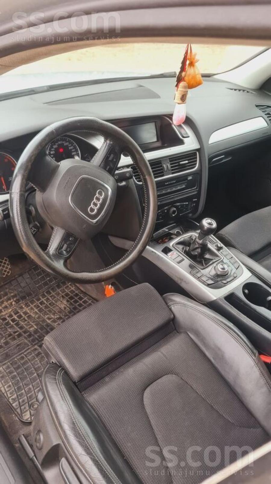 Grey Audi A4 2008 in Riga, with an engine capacity of 2.00 L and mileage of 445 thousand km for 3700 €, photo 5 on AUTOMOTO.COM.LV