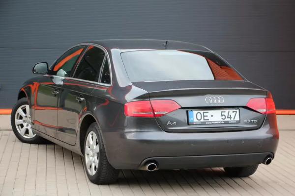 Grey Audi A4 2008 in Marupe, with an engine capacity of 2.70 L and mileage of 380 thousand km for 4150 €, photo 7 on AUTOMOTO.COM.LV