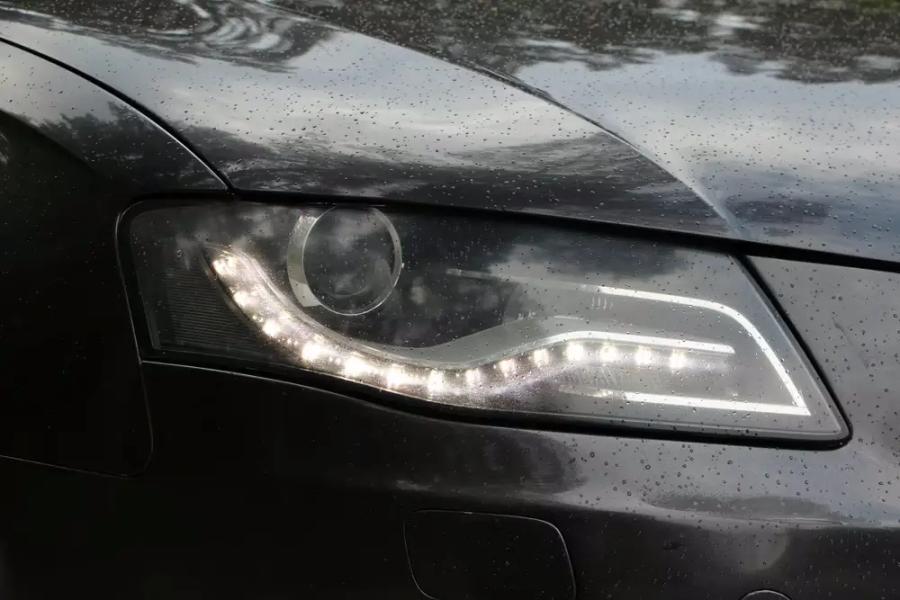 Pelēks Audi A4 2008 Mārupe, ar dzinēja tilpumu 2.70 L un nobraukumu 380 tūkst. km par 4150 €, foto 11 vietnē AUTOMOTO.COM.LV