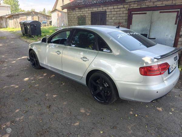 Pelēks Audi A4 2008 Šauļi, ar dzinēja tilpumu 1.97 L un nobraukumu 321 tūkst. km par 3850 €, foto 2 vietnē AUTOMOTO.COM.LV