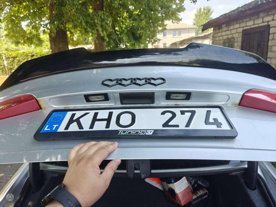 Серый Ауди А4 2008 в Шяуляй, объемом двигателя 1.97 л и пробегом 321 тыс. км за 3850 €, фото 6 на AUTOMOTO.COM.LV