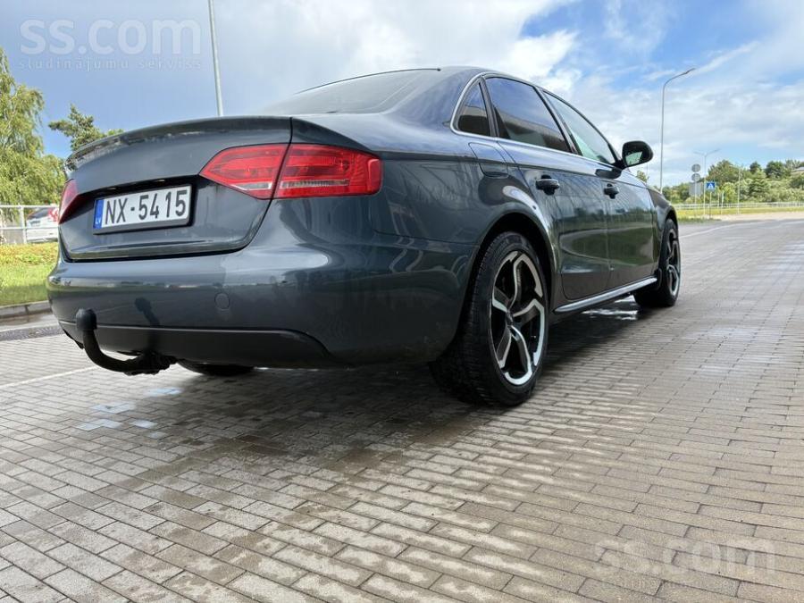 Pelēks Audi A4 2008 Rēzekne, ar dzinēja tilpumu 2.00 L un nobraukumu 268 tūkst. km par 4450 €, foto 7 vietnē AUTOMOTO.COM.LV