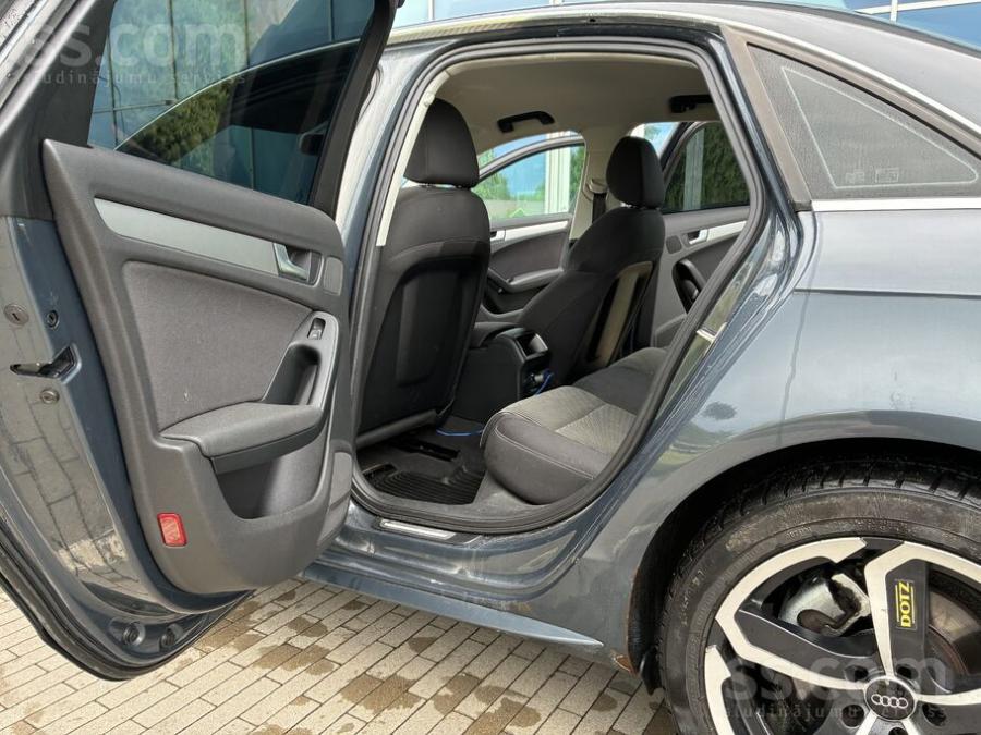 Pelēks Audi A4 2008 Rēzekne, ar dzinēja tilpumu 2.00 L un nobraukumu 268 tūkst. km par 4450 €, foto 11 vietnē AUTOMOTO.COM.LV