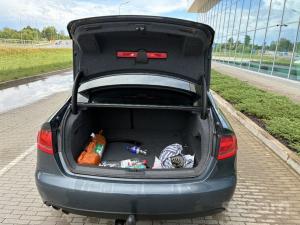 Pelēks Audi A4 2008 Rēzekne, ar dzinēja tilpumu 2.00 L un nobraukumu 268 tūkst. km par 4450 €, foto 14 vietnē AUTOMOTO.COM.LV