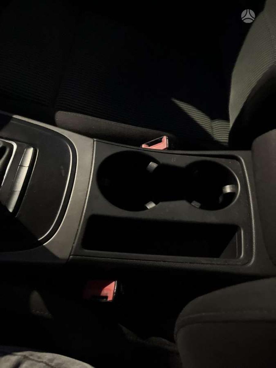 Pelēks Audi A4 2008 Šauļi, ar dzinēja tilpumu 1.97 L un nobraukumu 332 tūkst. km par 4500 €, foto 9 vietnē AUTOMOTO.COM.LV