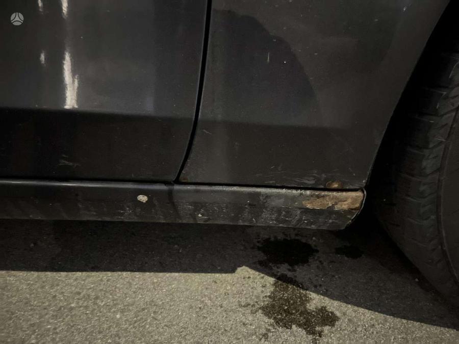 Pelēks Audi A4 2008 Šauļi, ar dzinēja tilpumu 1.97 L un nobraukumu 332 tūkst. km par 4500 €, foto 11 vietnē AUTOMOTO.COM.LV