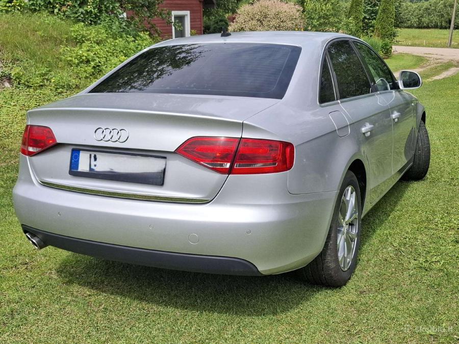 Grey Audi A4 2008 in Alytus, with an engine capacity of 2.00 L and mileage of 326 thousand km for 5700 €, photo 8 on AUTOMOTO.COM.LV