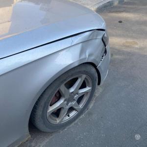 Серый Ауди А4 2008 в Вильнюс, объемом двигателя 2.70 л и пробегом 353 тыс. км за 1400 €, фото 5 на AUTOMOTO.COM.LV