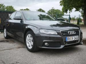 Pelēks Audi A4 2008 Cēsis, ar dzinēja tilpumu 2.00 L un nobraukumu 181 tūkst. km par 5950 €, foto 4 vietnē AUTOMOTO.COM.LV