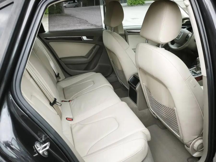 Pelēks Audi A4 2008 Cēsis, ar dzinēja tilpumu 2.00 L un nobraukumu 181 tūkst. km par 5950 €, foto 15 vietnē AUTOMOTO.COM.LV
