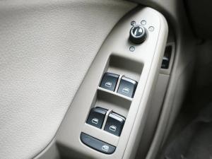 Pelēks Audi A4 2008 Cēsis, ar dzinēja tilpumu 2.00 L un nobraukumu 181 tūkst. km par 5950 €, foto 21 vietnē AUTOMOTO.COM.LV
