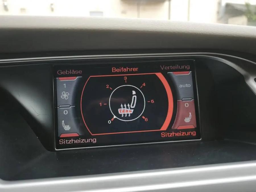 Pelēks Audi A4 2008 Cēsis, ar dzinēja tilpumu 2.00 L un nobraukumu 181 tūkst. km par 5950 €, foto 25 vietnē AUTOMOTO.COM.LV