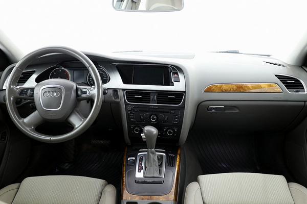 Grey Audi A4 2008 in Tallinn, with an engine capacity of 2.00 L and mileage of 357 thousand km for 3399 €, photo 5 on AUTOMOTO.COM.LV