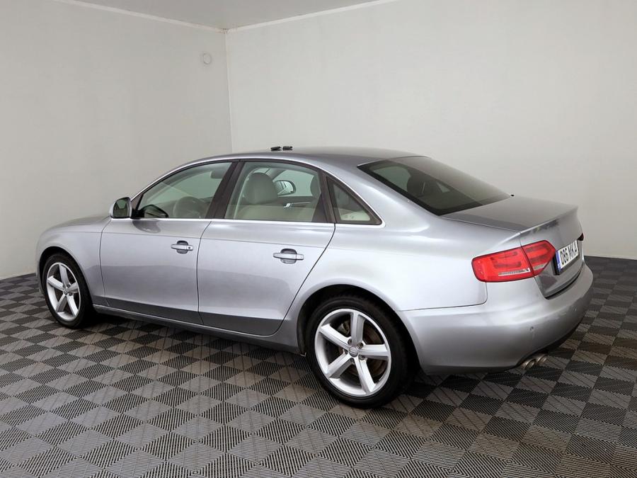 Pelēks Audi A4 2008 Tallina, ar dzinēja tilpumu 2.00 L un nobraukumu 357 tūkst. km par 3399 €, foto 12 vietnē AUTOMOTO.COM.LV