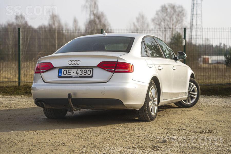 Grey Audi A4 2008 in Riga, with an engine capacity of 2.00 L and mileage of 448 thousand km for 5490 €, photo 7 on AUTOMOTO.COM.LV