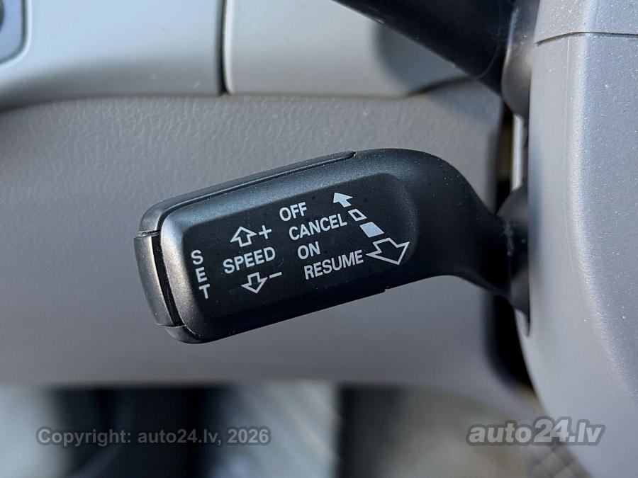 Pelēks Audi A4 2008 Tallina, ar dzinēja tilpumu 1.80 L un nobraukumu 200 tūkst. km par 5195 €, foto 24 vietnē AUTOMOTO.COM.LV