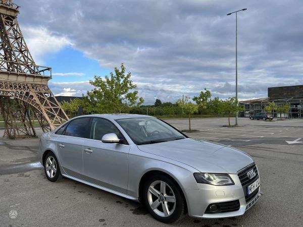 Pelēks Audi A4 2008 Mažeikiai, ar dzinēja tilpumu 1.97 L un nobraukumu 274 tūkst. km par 4700 €, foto 3 vietnē AUTOMOTO.COM.LV