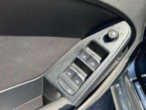 Grey Audi A4 2008 in Vilnius, with an engine capacity of 2.70 L and mileage of 366 thousand km for 3900 €, photo 13 on AUTOMOTO.COM.LV