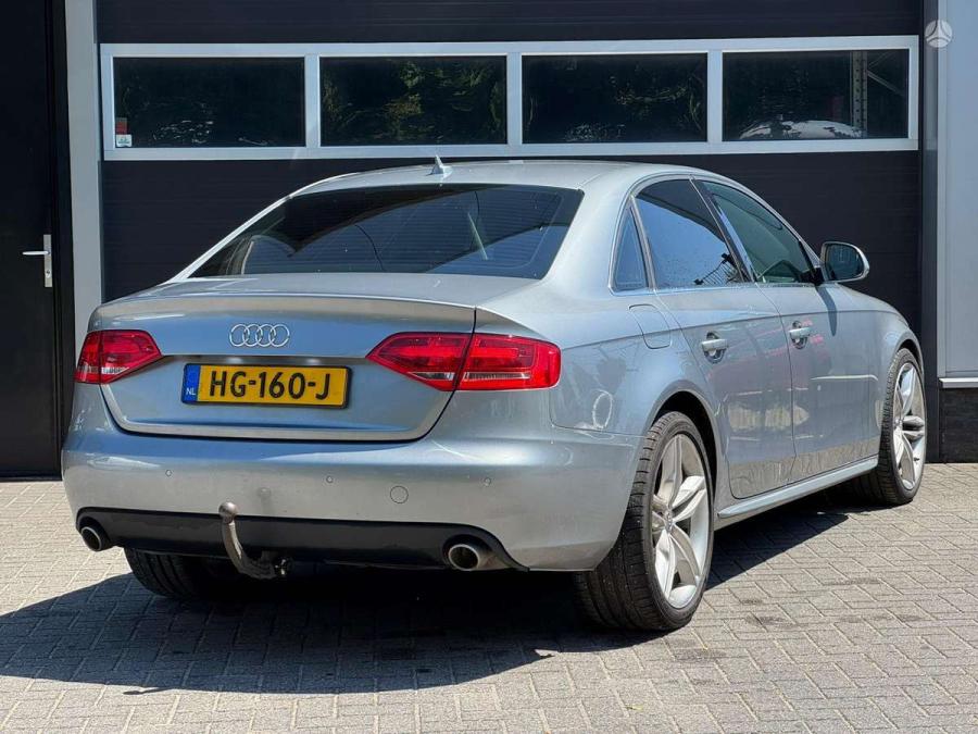 Pelēks Audi A4 2008 Viļņa, ar dzinēja tilpumu 2.70 L un nobraukumu 366 tūkst. km par 3900 €, foto 6 vietnē AUTOMOTO.COM.LV