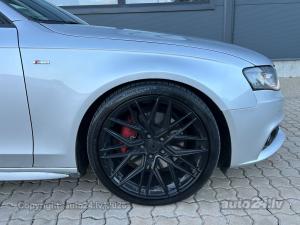 Pelēks Audi A4 2008 Terva, ar dzinēja tilpumu 3.00 L un nobraukumu 313 tūkst. km par 5700 €, foto 10 vietnē AUTOMOTO.COM.LV