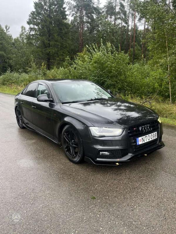 Grey Audi A4 2008 in Klaipeda, with an engine capacity of 1.97 L and mileage of 362 thousand km for 5900 €, photo 3 on AUTOMOTO.COM.LV