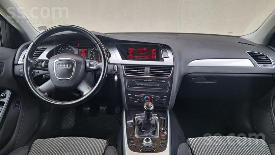 Pelēks Audi A4 2008 Ogre, ar dzinēja tilpumu 1.80 L un nobraukumu 246 tūkst. km par 4950 €, foto 12 vietnē AUTOMOTO.COM.LV