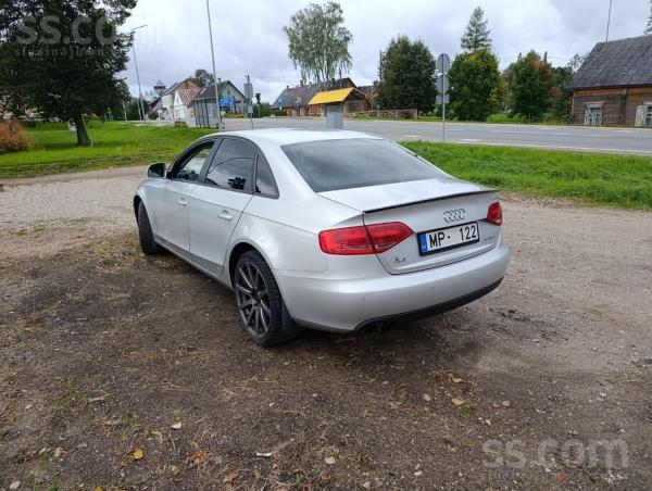 Audi A4 2008 Rēzekne vietnē Pelēks Audi A4 2008 Rēzekne, ar dzinēja tilpumu 2.00 L un nobraukumu 358 tūkst. km par 4650 €, foto 8 vietnē AUTOMOTO.COM.LV