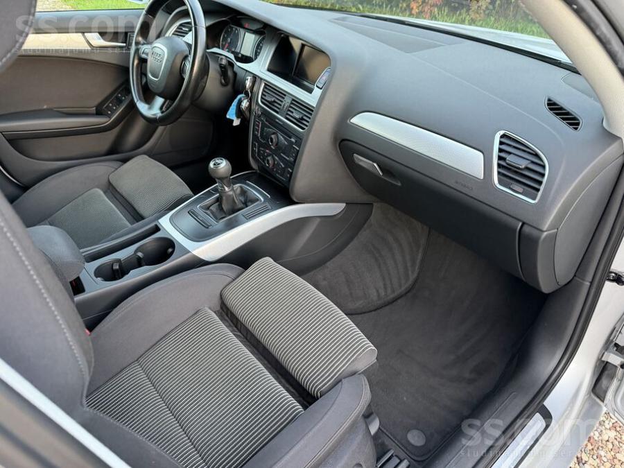 Pelēks Audi A4 2008 Tukums, ar dzinēja tilpumu 1.80 L un nobraukumu 202 tūkst. km par 4990 €, foto 19 vietnē AUTOMOTO.COM.LV