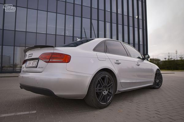 Grey Audi A4 2008 in Kaunas, with an engine capacity of 2.00 L and mileage of 372 thousand km for 5690 €, photo 1 on AUTOMOTO.COM.LV