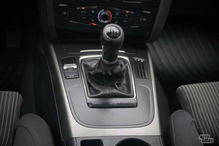 Grey Audi A4 2008 in Kaunas, with an engine capacity of 2.00 L and mileage of 372 thousand km for 5690 €, photo 13 on AUTOMOTO.COM.LV