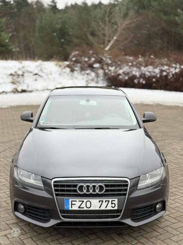 Pelēks Audi A4 2009 Viļņa, ar dzinēja tilpumu 0.00 L un nobraukumu 289 tūkst. km par 4500 €, foto 3 vietnē AUTOMOTO.COM.LV