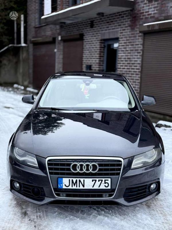 Pelēks Audi A4 2009 Viļņa, ar dzinēja tilpumu 0.00 L un nobraukumu 295 tūkst. km par 3900 €, foto 3 vietnē AUTOMOTO.COM.LV