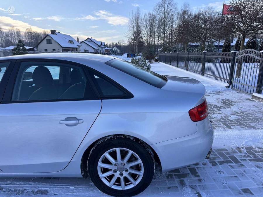 Pelēks Audi A4 2009 Šauļi, ar dzinēja tilpumu 1.80 L un nobraukumu 177 tūkst. km par 4750 €, foto 6 vietnē AUTOMOTO.COM.LV