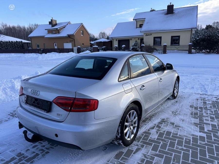 Pelēks Audi A4 2009 Šauļi, ar dzinēja tilpumu 1.80 L un nobraukumu 177 tūkst. km par 4750 €, foto 9 vietnē AUTOMOTO.COM.LV