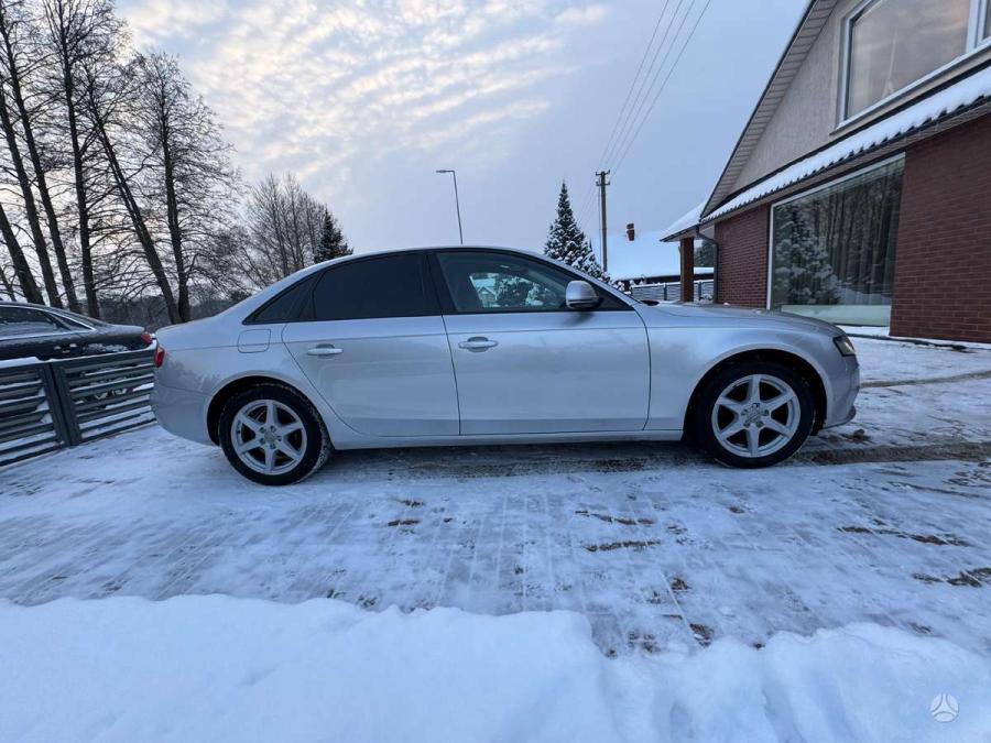 Pelēks Audi A4 2009 Kauņa, ar dzinēja tilpumu 1.97 L un nobraukumu 291 tūkst. km par 4500 €, foto 7 vietnē AUTOMOTO.COM.LV
