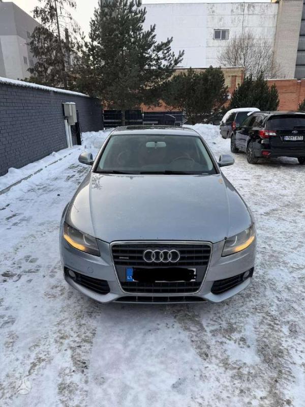 Pelēks Audi A4 2009 Kauņa, ar dzinēja tilpumu 1.98 L un nobraukumu 259 tūkst. km par 4000 €, foto 1 vietnē AUTOMOTO.COM.LV