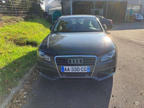 Pelēks Audi A4 2009 Kėdainiai, ar dzinēja tilpumu 1.97 L un nobraukumu 224 tūkst. km par 3950 €, foto 3 vietnē AUTOMOTO.COM.LV